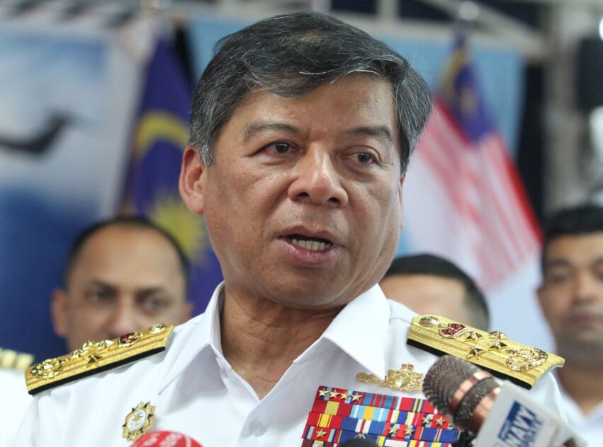 Ex-Navy chief: “1st combat ship was real, not a dummy” - Focus Malaysia