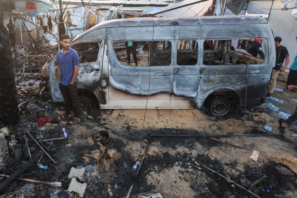 Displaced Palestinians targeted as Israeli forces bomb Gaza tents