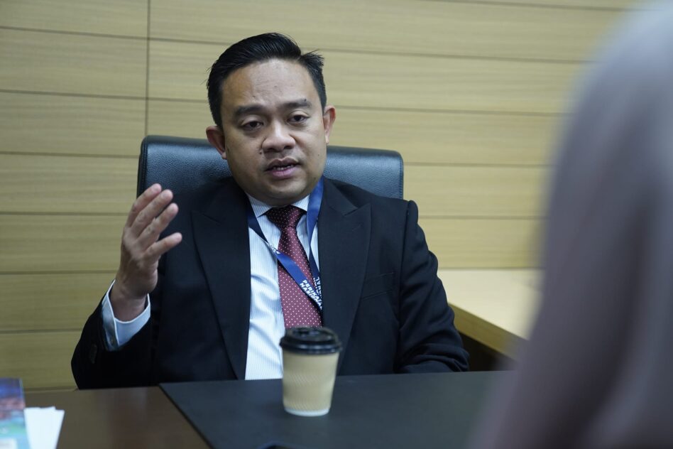 Wan Saiful slams gov’t media houses used as mouthpiece for “PH-BN agenda”