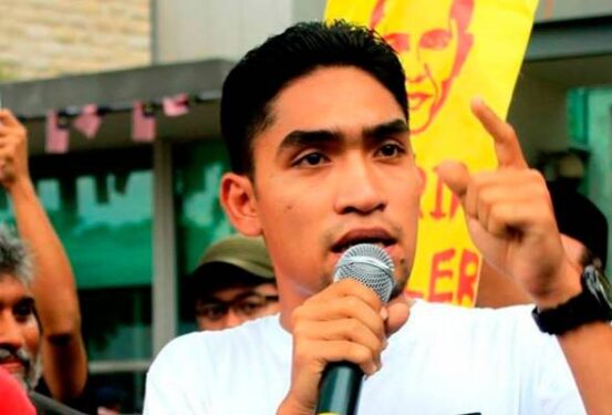 Netizens angry at anti-Anwar activist Khalid Ismath, charged with ...
