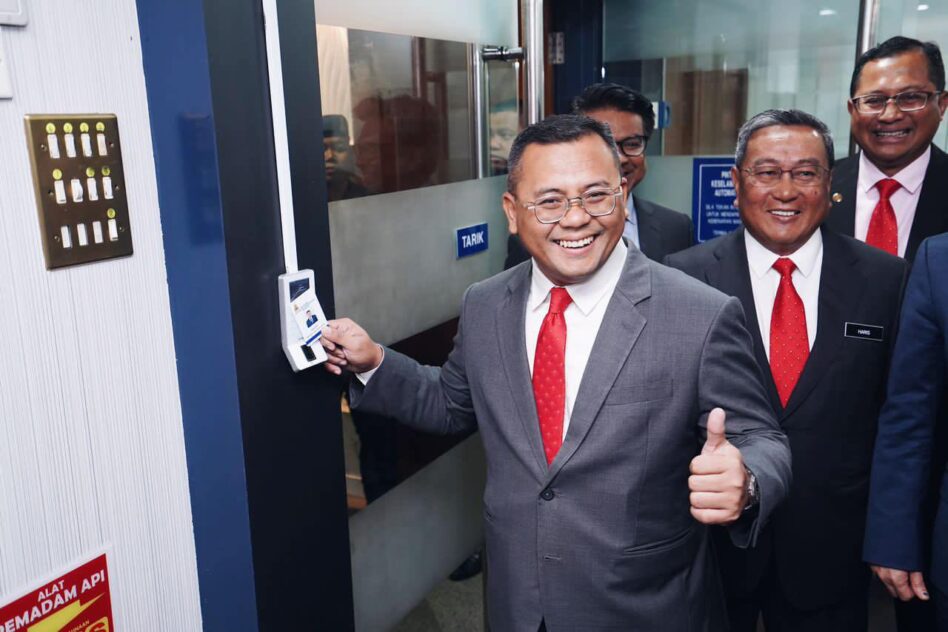 William Leong to PKR comrade Amirudin: I’m sorry but Rawang’s residents ...