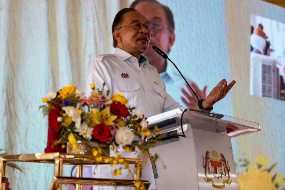 When even a staunch PH supporter thinks PMX is protagonist in Bossku’s royal addendum saga