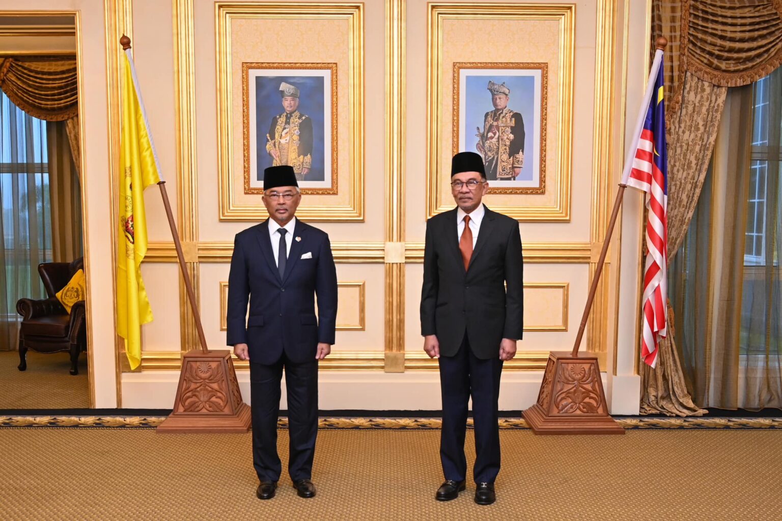 Has Anwar consulted Agong on his new Cabinet line-up list? - Focus Malaysia