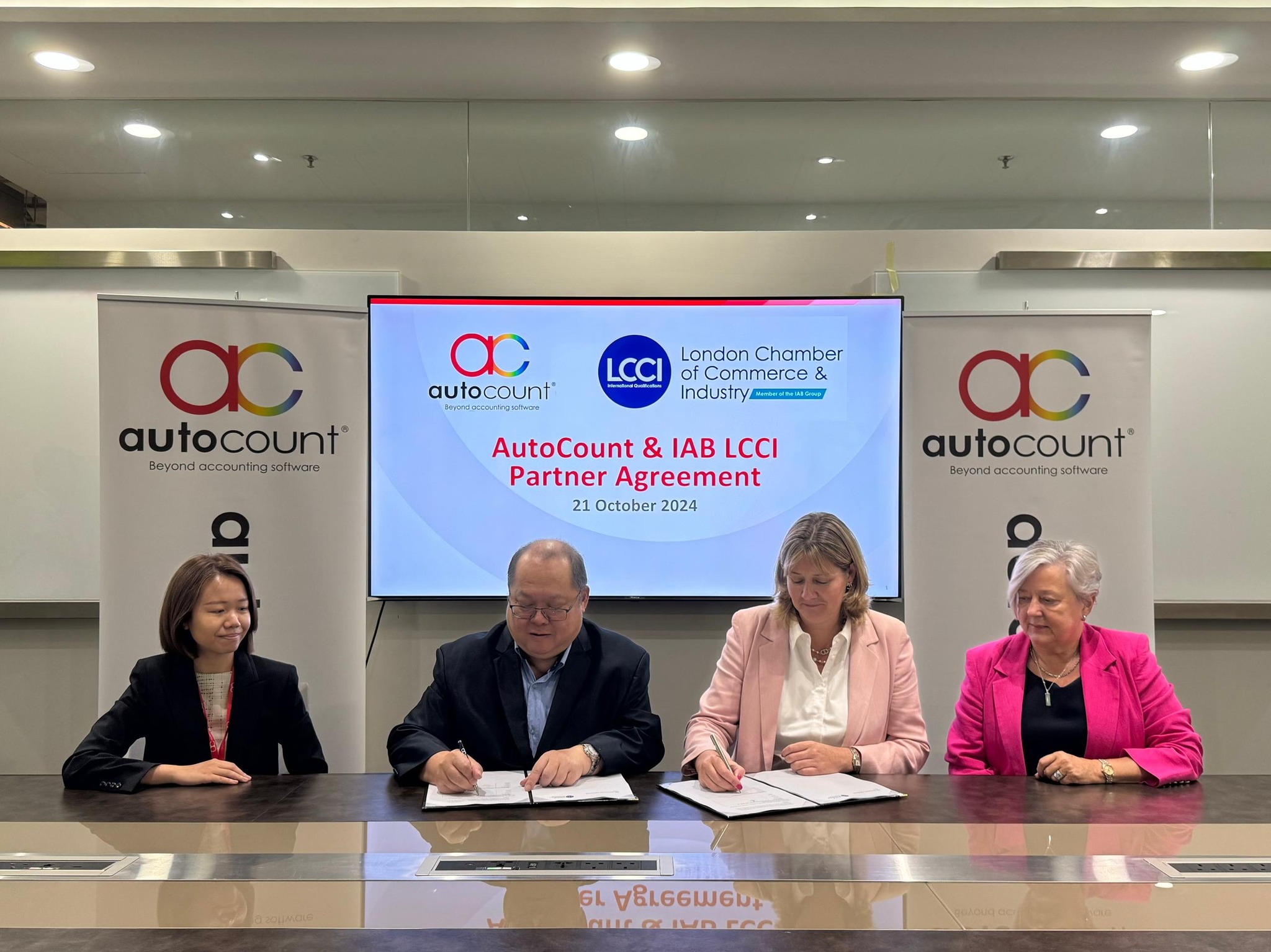 AutoCount and IAB LCCI Partner to launch Asia’s first cloud accounting certification programme