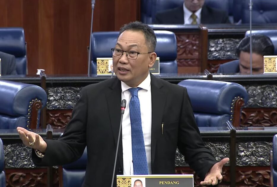 “Explain my 4-day suspension,” PAS MP tells Dewan Rakyat Speaker