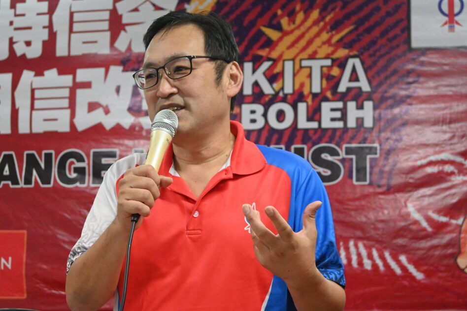 Reveal name of company funding RM30m flagpole project, DAP tells S’wak govt