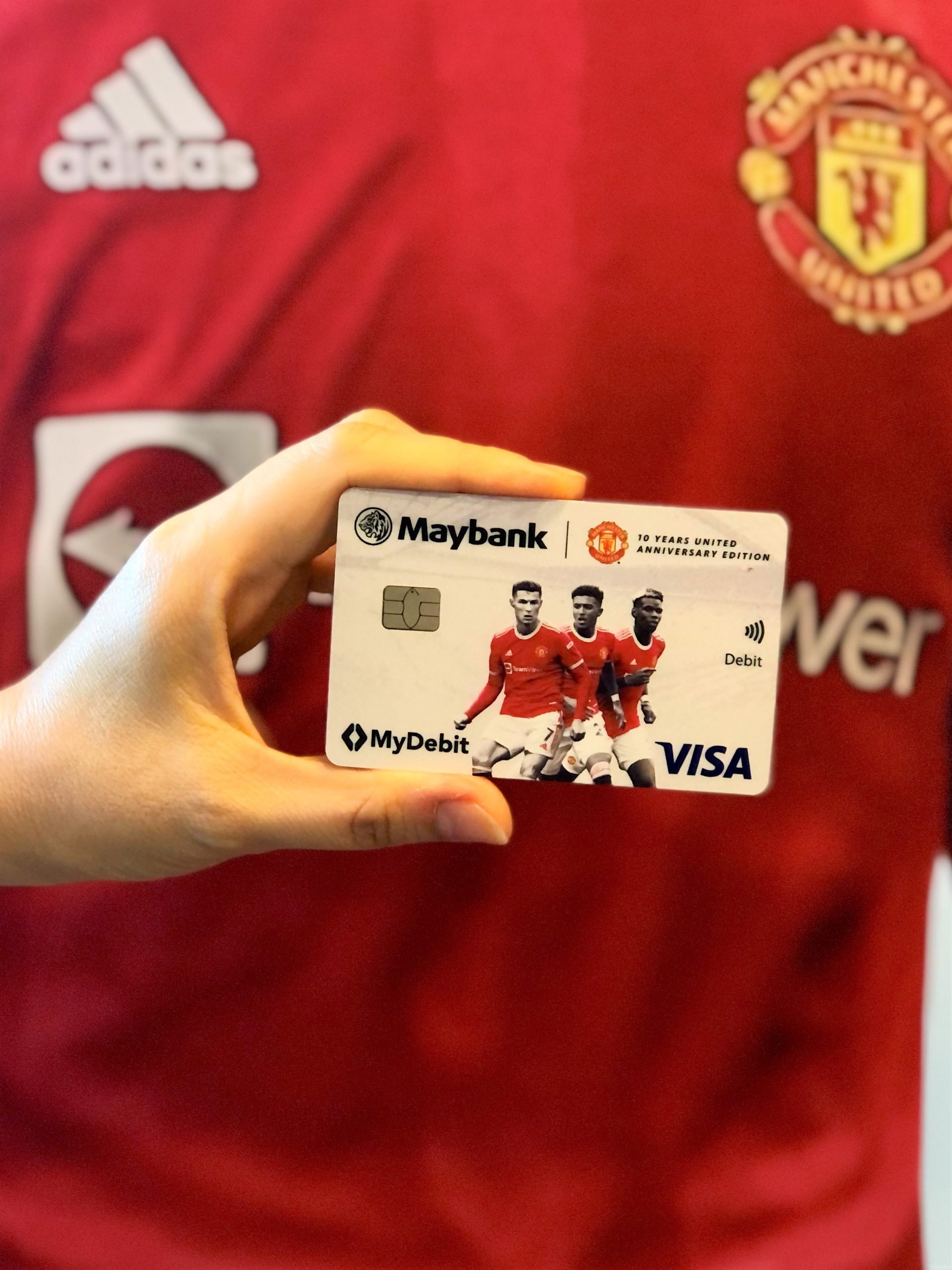 Maybank and Man U commemorate a decade of partnership with limited ...