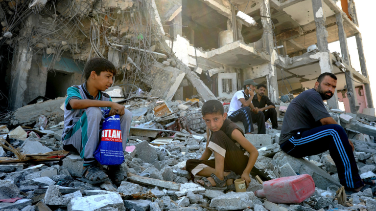 Gazans return home as ceasefire begins