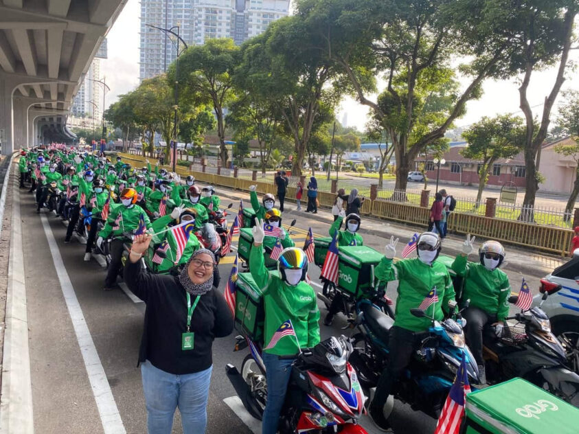 Technician who quits job to become Grab rider to escape stress ...