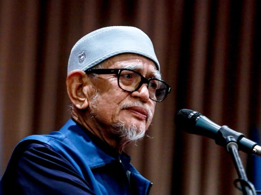 “Interest of people come first”: PAS says nay to dissolution of ...
