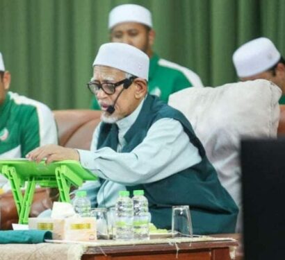 Let’s put aside our political differences to pray for Hadi Awang’s ...