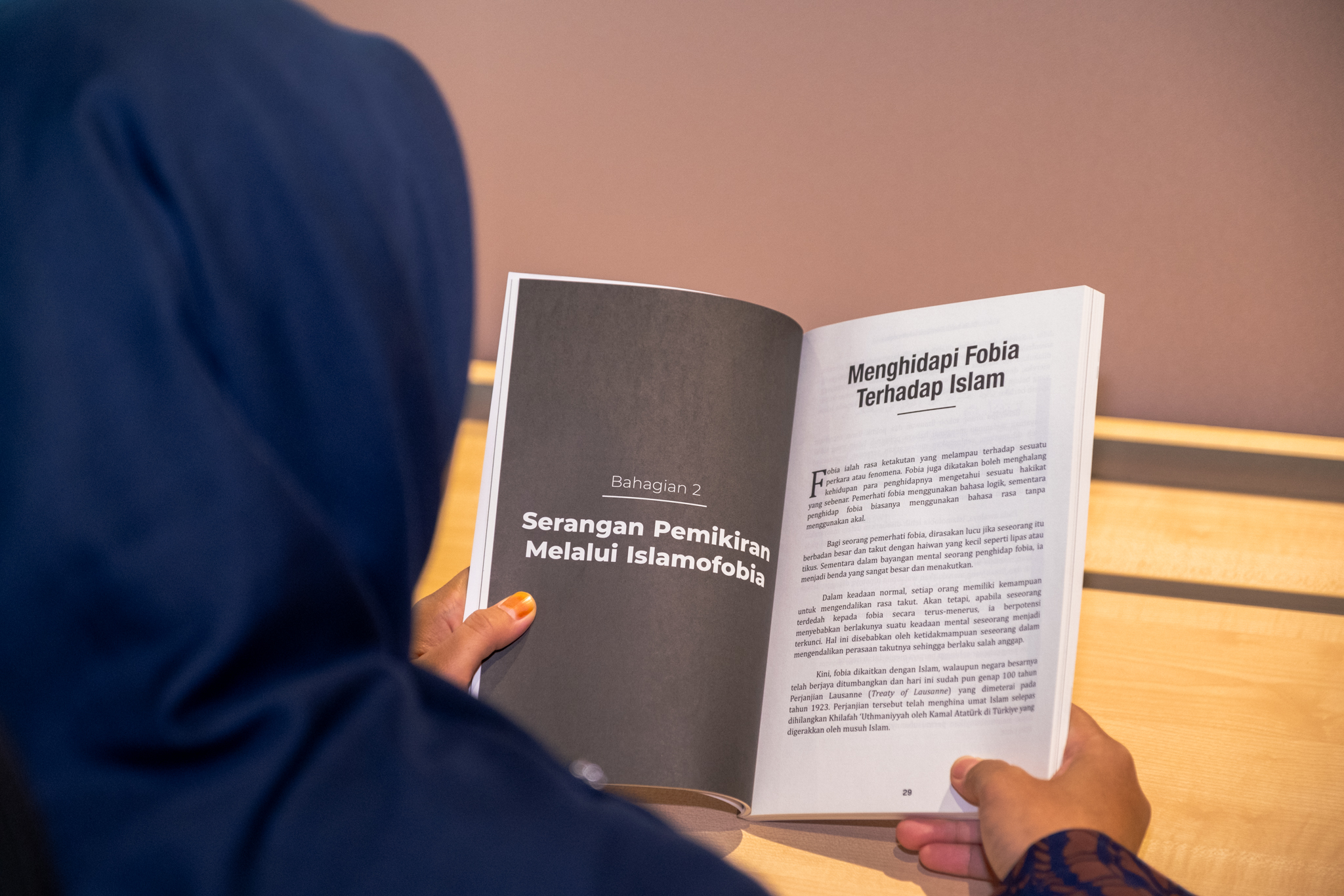 Now everyone can explore Hadi Awang’s mind via his latest book “Behind ...