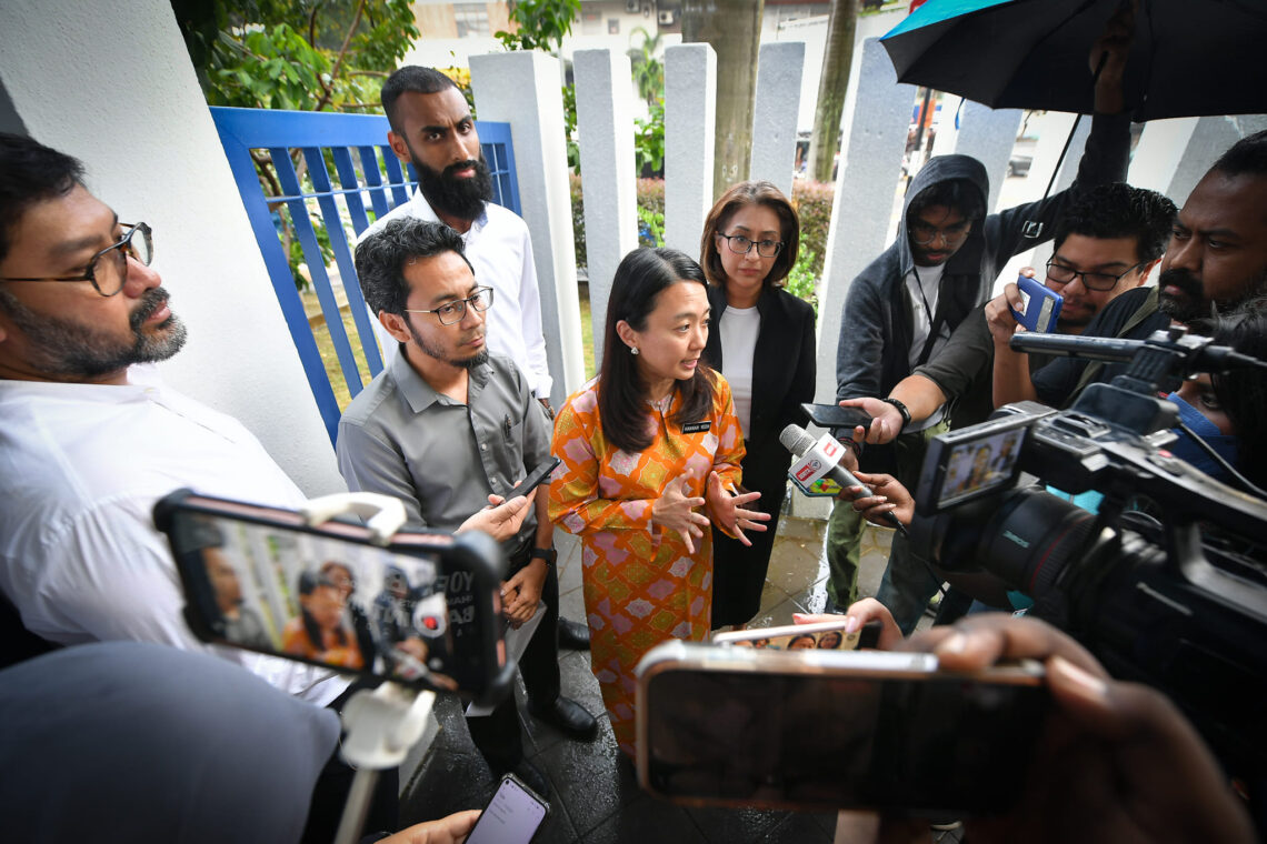 Chegubard wants Hannah Yeoh to resign for “abusing gov’t funds to ...