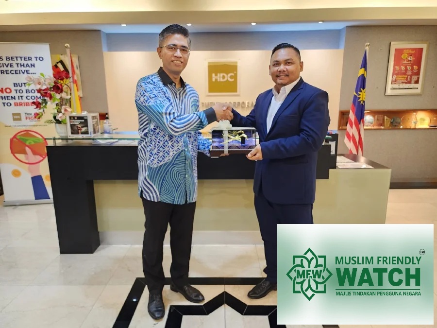 Blatantly accusing the Chinese for being behind disbanded halal logo ...