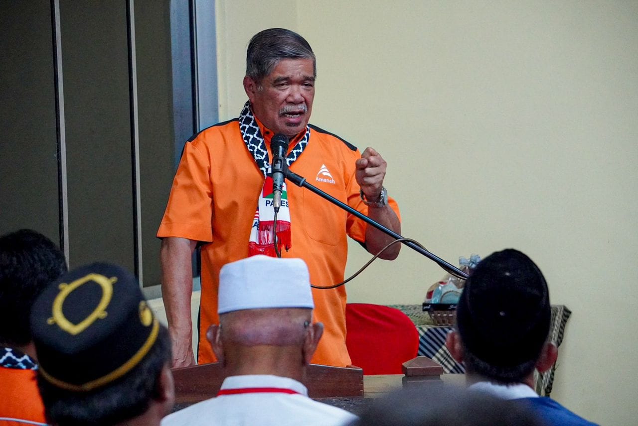 Is Hadi a moderate leader? Can his own credentials prove that?