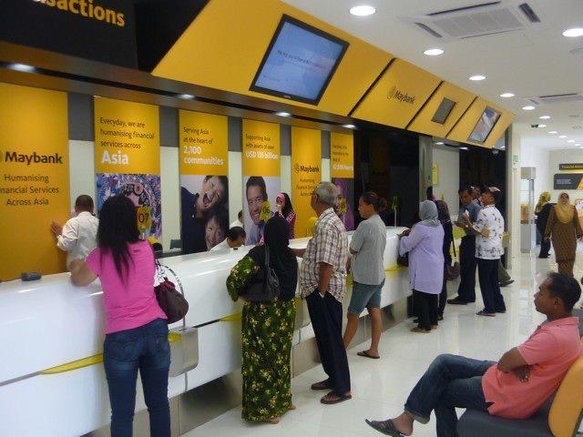 Maybank Sarawakian customer allegedly insulted by teller for being ...