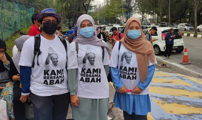 Muhyiddin pleads not guilty for RM5m money laundering charge; case to ...