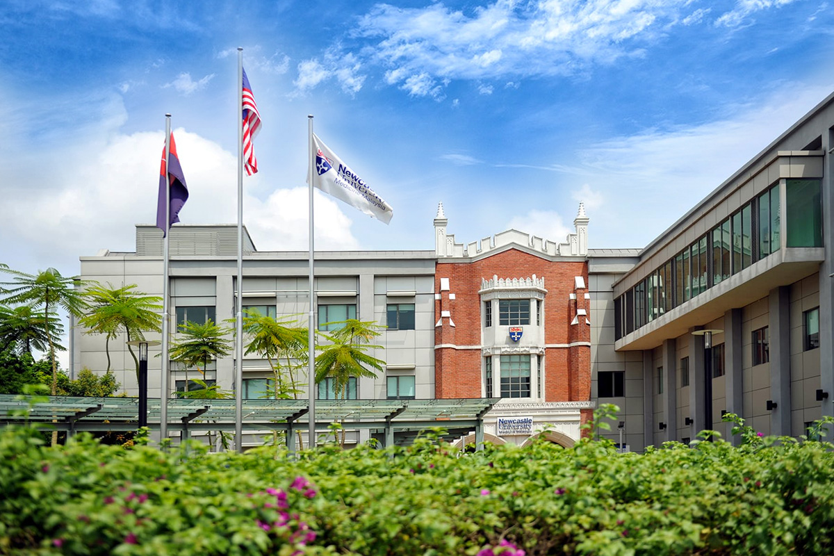 NUMed’s Vishna Nadarajah is first Malaysian to win Ian Hart Award