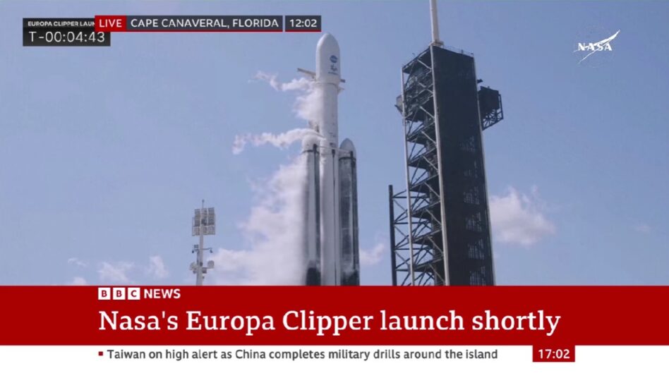 Nasa spacecraft blasts off to hunt alien life on a distant moon
