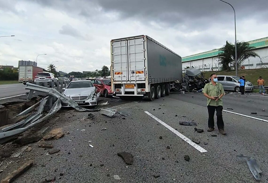 Addressing alarming spike in fatal road accidents in Malaysia: A call ...