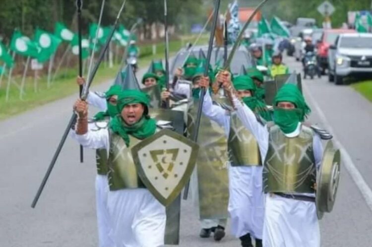 From cosplay to medieval mentality: Malaysians mock Terengganu PAS ...