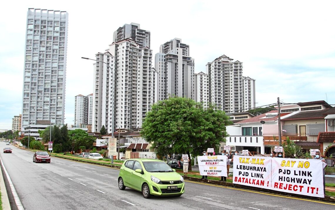 PJD Link seeks public listing on Bursa Securities via reverse takeover ...