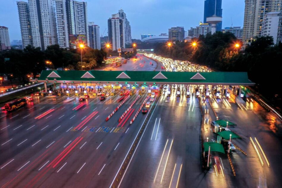 Messy system of toll collection cause of traffic snarls - Focus Malaysia