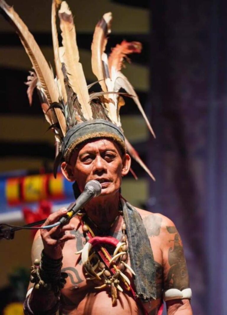 “Rescind native status of Taib’s wife Ragad or face serious discord among Sarawakians”