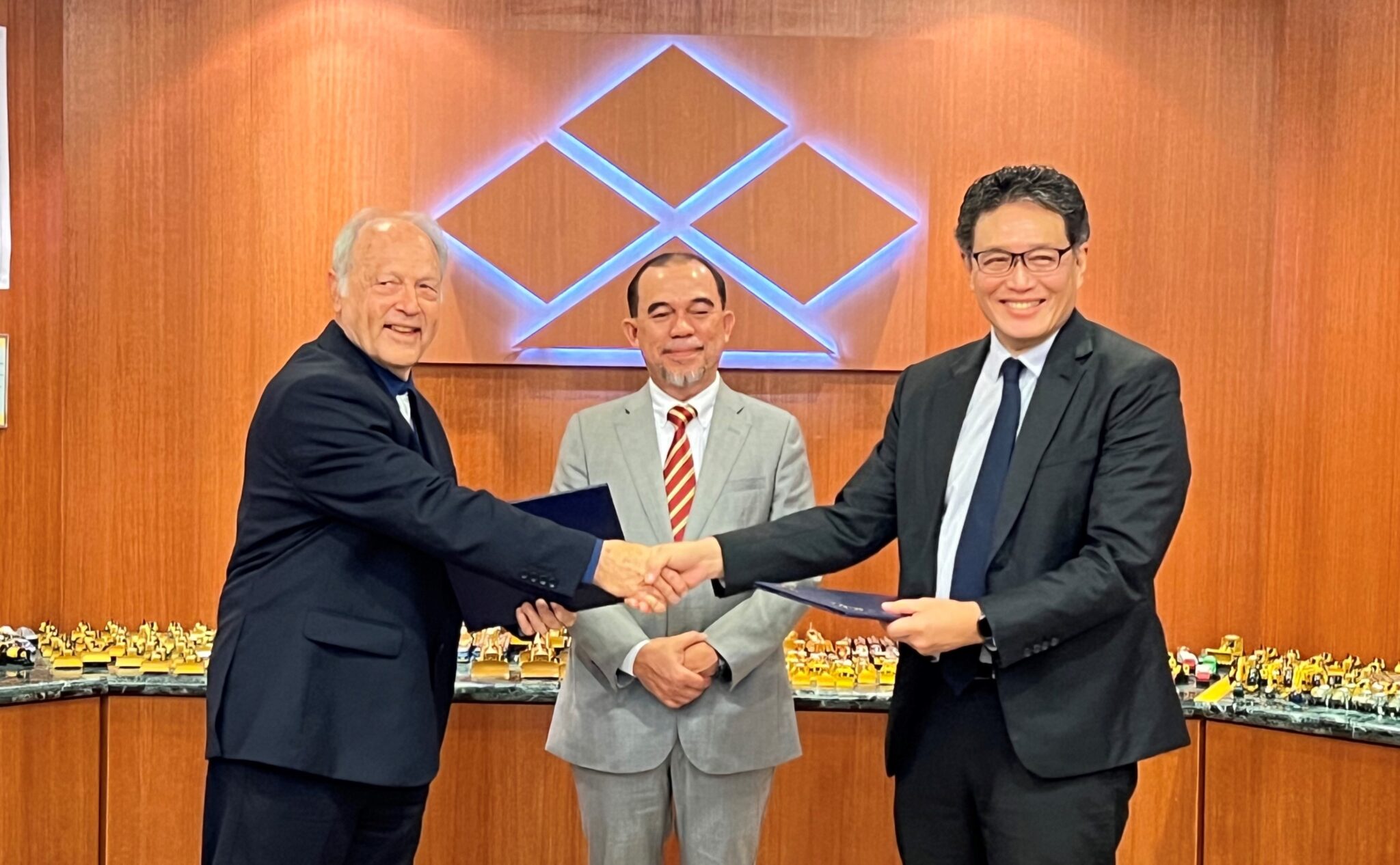 Samling, Australia’s Loggo Ip sign MOU to develop engineered wood products