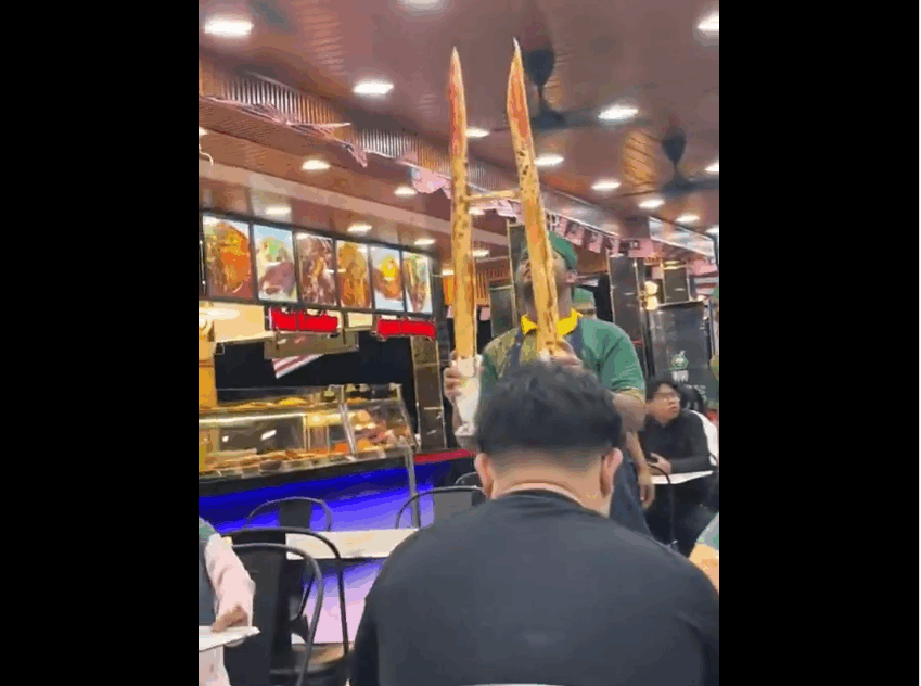 From landmark to pan: Roti Tissue KLCC stuns netizens with its height
