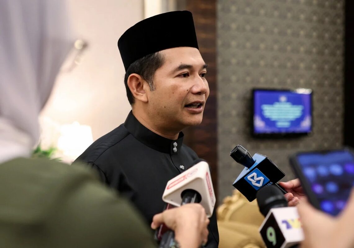 “Rafizi, costs and prices”