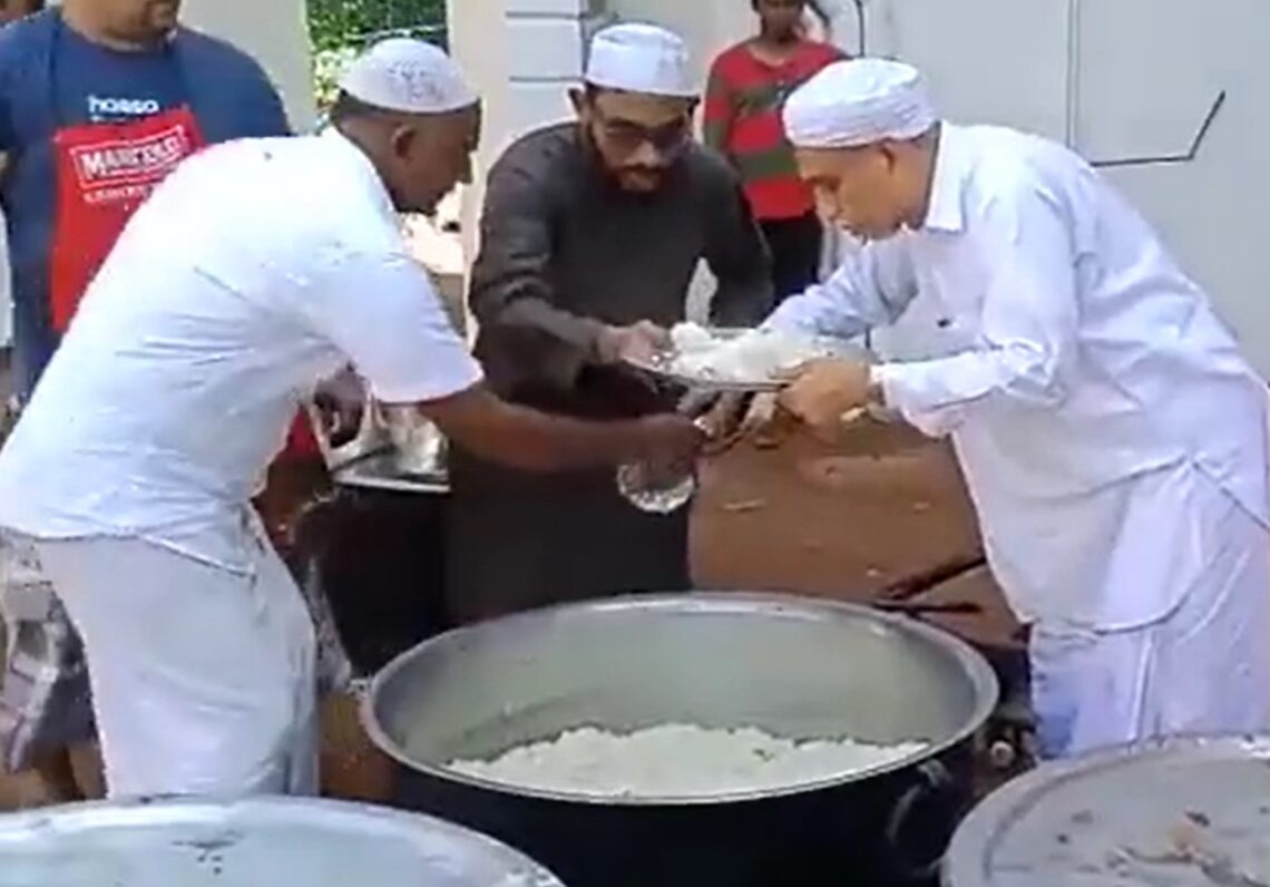 JAKIM needs to clarify on whether it’s halal to spit over prepared food ...