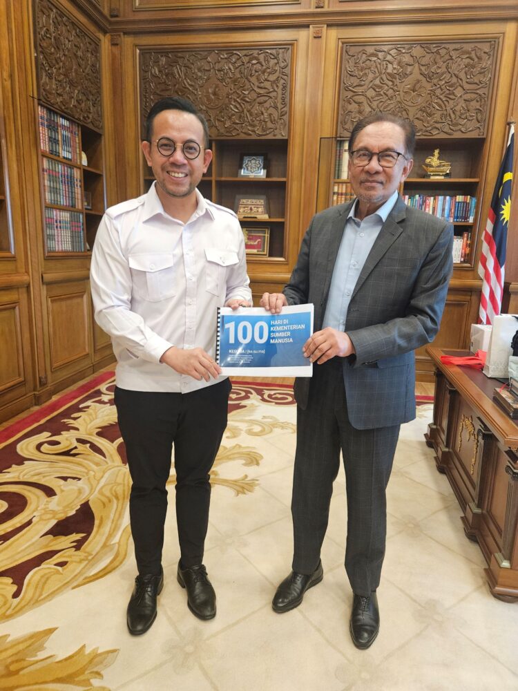 NUBE calls for suspension of HR Minister Steven Sim amid HRD Corp ...