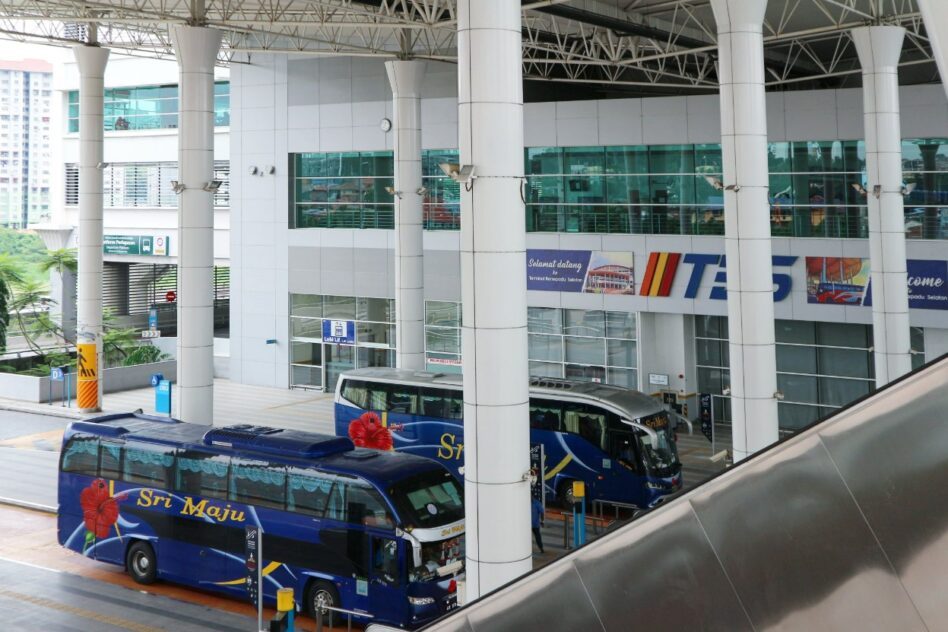Express buses should also depart on schedule