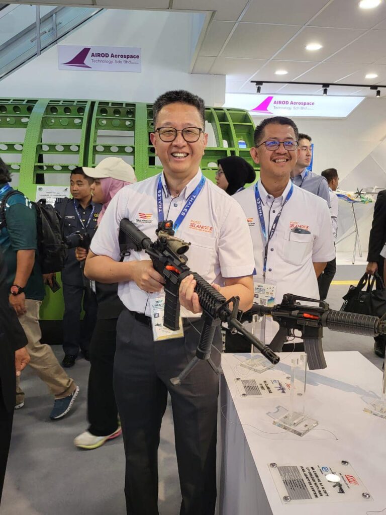 Netizens school Teng for being detached from reality after complaining about exorbitant food prices