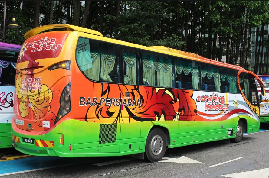 “Should visitors be forced to use tourist guides?” - Focus Malaysia