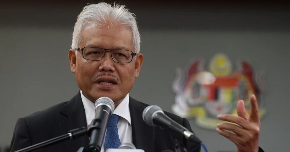 Hamzah: “PN Supreme Council open to consider unity govt proposal ...