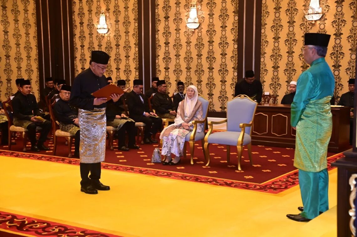 A deserving tribute to Malaysia’s ‘first lady’: Wan Azizah - Focus Malaysia