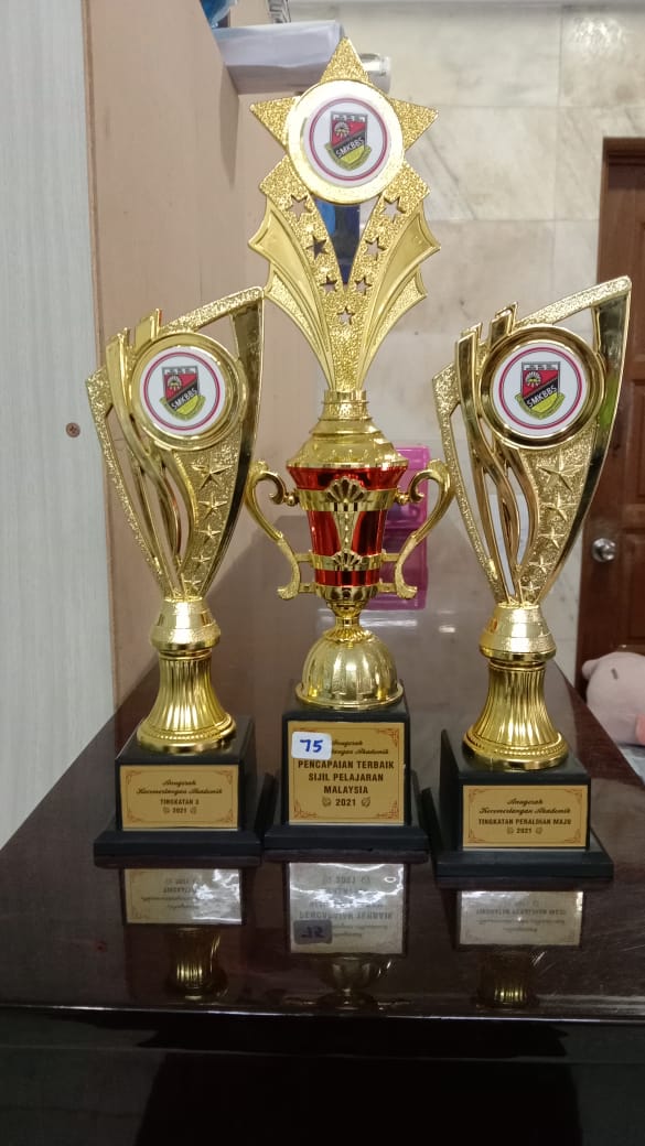 Under-privileged background no barrier to academic success - Focus Malaysia