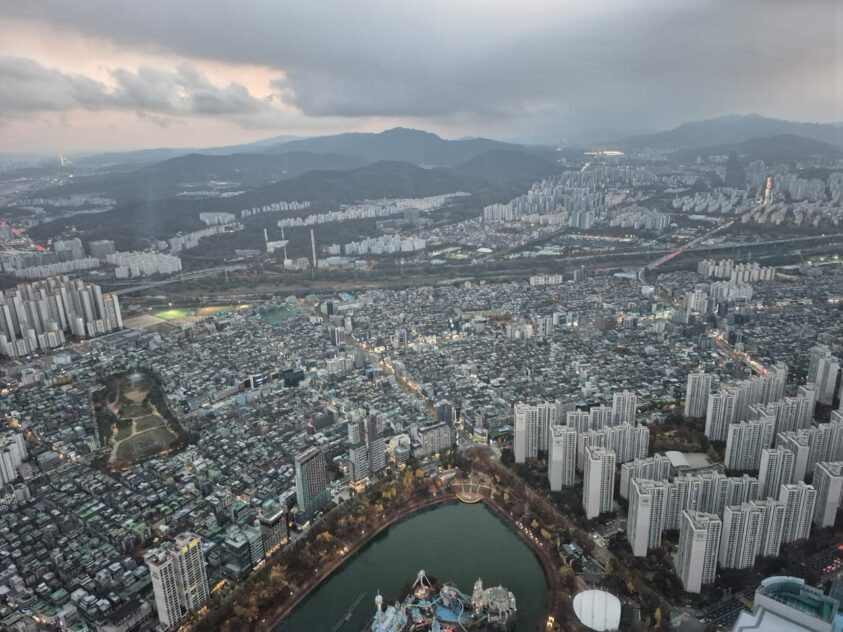 Malaysians Must Know the TRUTH: A tale of two Korean towers: One of ...