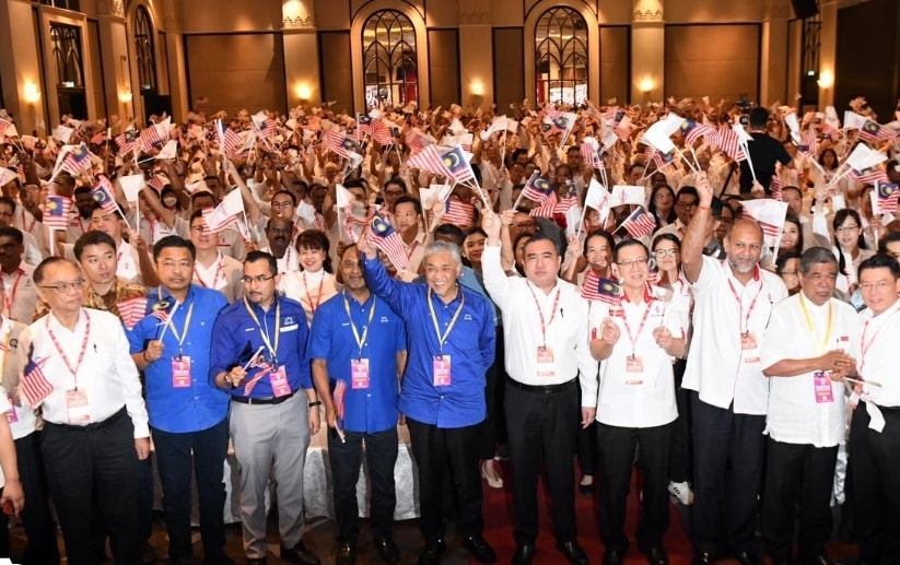 MCA wants PMX to confront DAP for constantly “rocketing” the unity gov’t