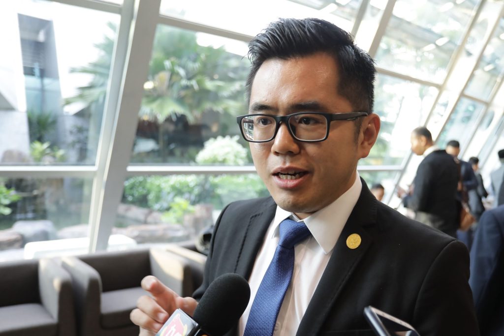 PKR leaders defend Amirudin over Azmin’s claim S’gor “declined” since he was MB - Focus Malaysia