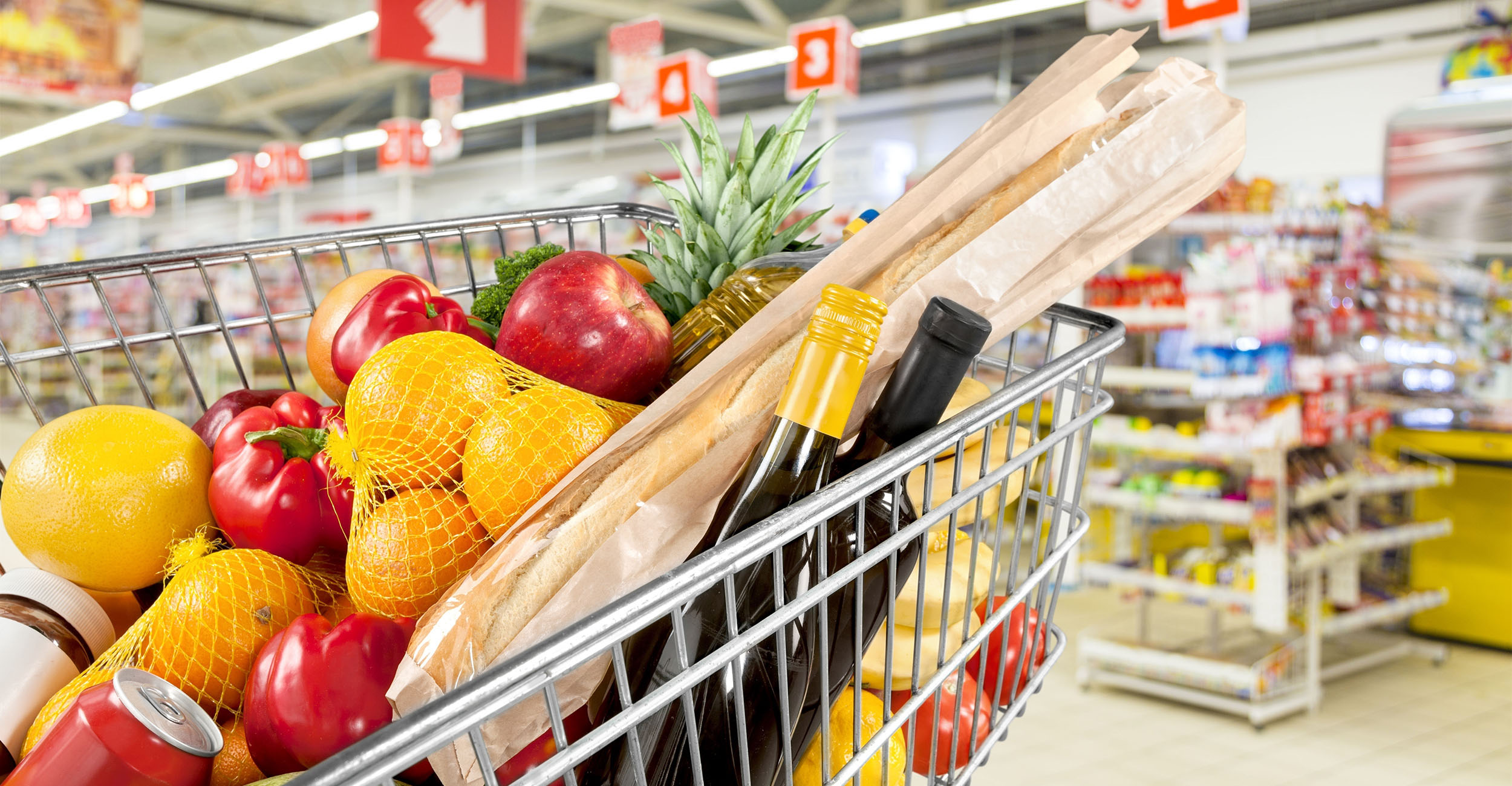 Retail momentum builds ahead of year-end, driven by strong labour market