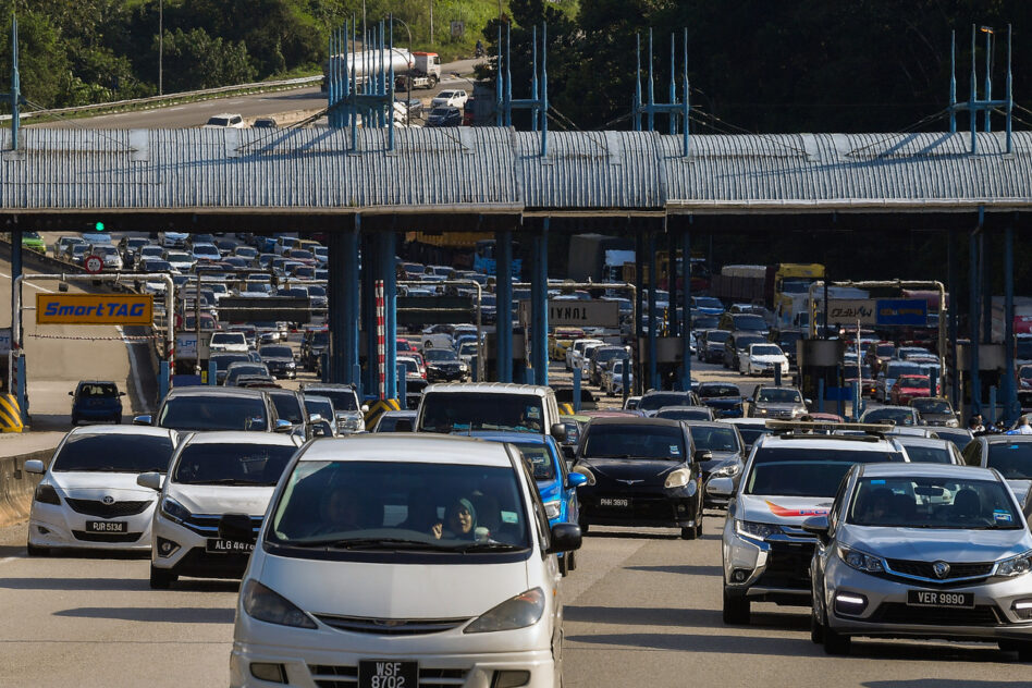 Heavy traffic detected towards Klang Valley as Hari Raya break ends ...