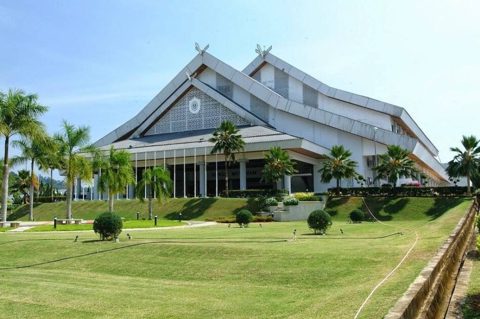 UUM claims to have resolved lodging issues involving 17k students ...